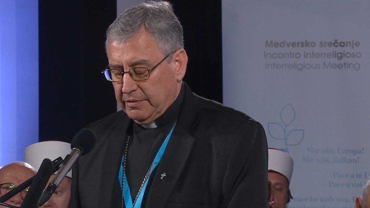 Бискупот Стојанов во Копер учествува на форум за мир Vatican News